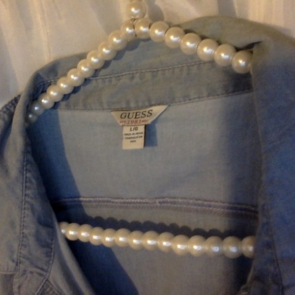 Guess | Tops | Nwot Guess Button Up Shirt Size L | Poshmark